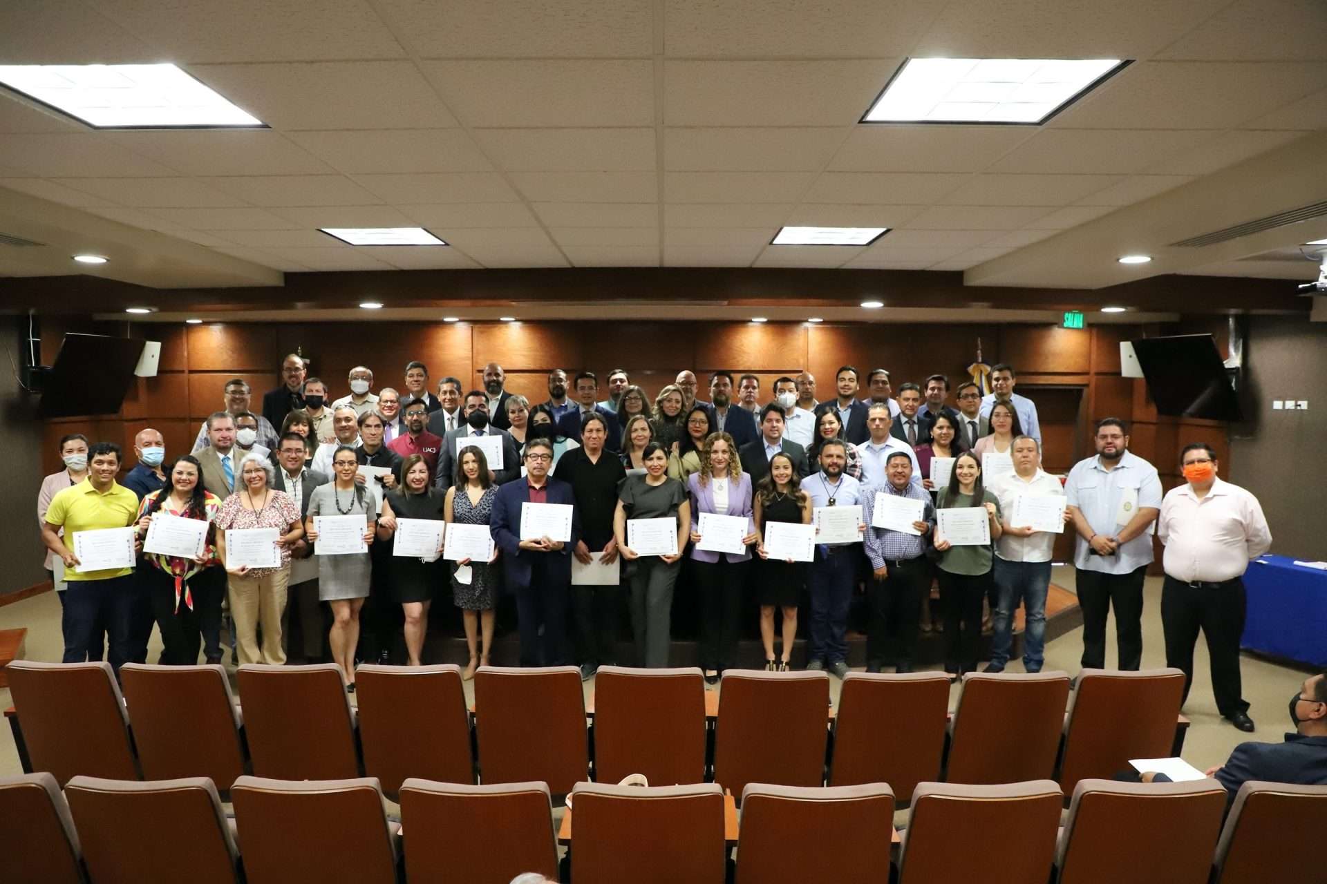 Otorga reconocimiento la UACJ a sus profesores investigadores | El Bordo