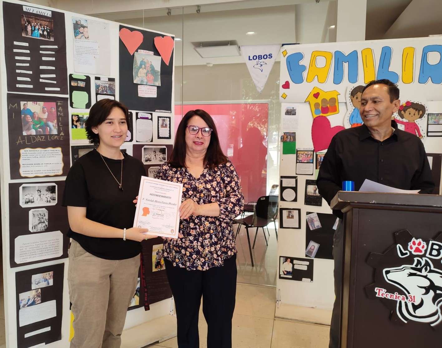 Presentan galería de foto-voz familiar en el Archivo Histórico | El Bordo