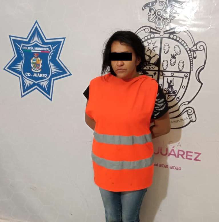 Detienen A Mujer Por Robo De Vehículo Con Violencia El Bordo 5280