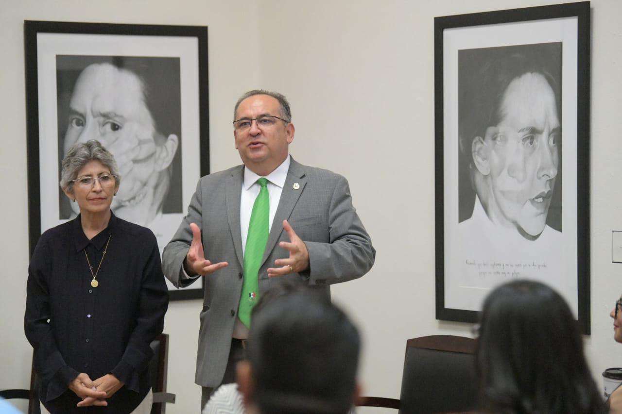 Inaugura Rector de la Uach primera sesión de Clases en Rectoría | El Bordo