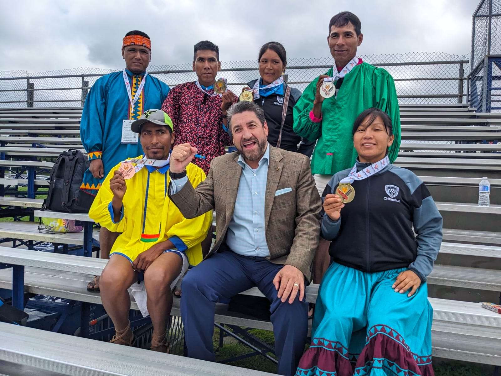 Se coronan atletas rarámuris en juegos Mundiales Máster de Pueblos ...