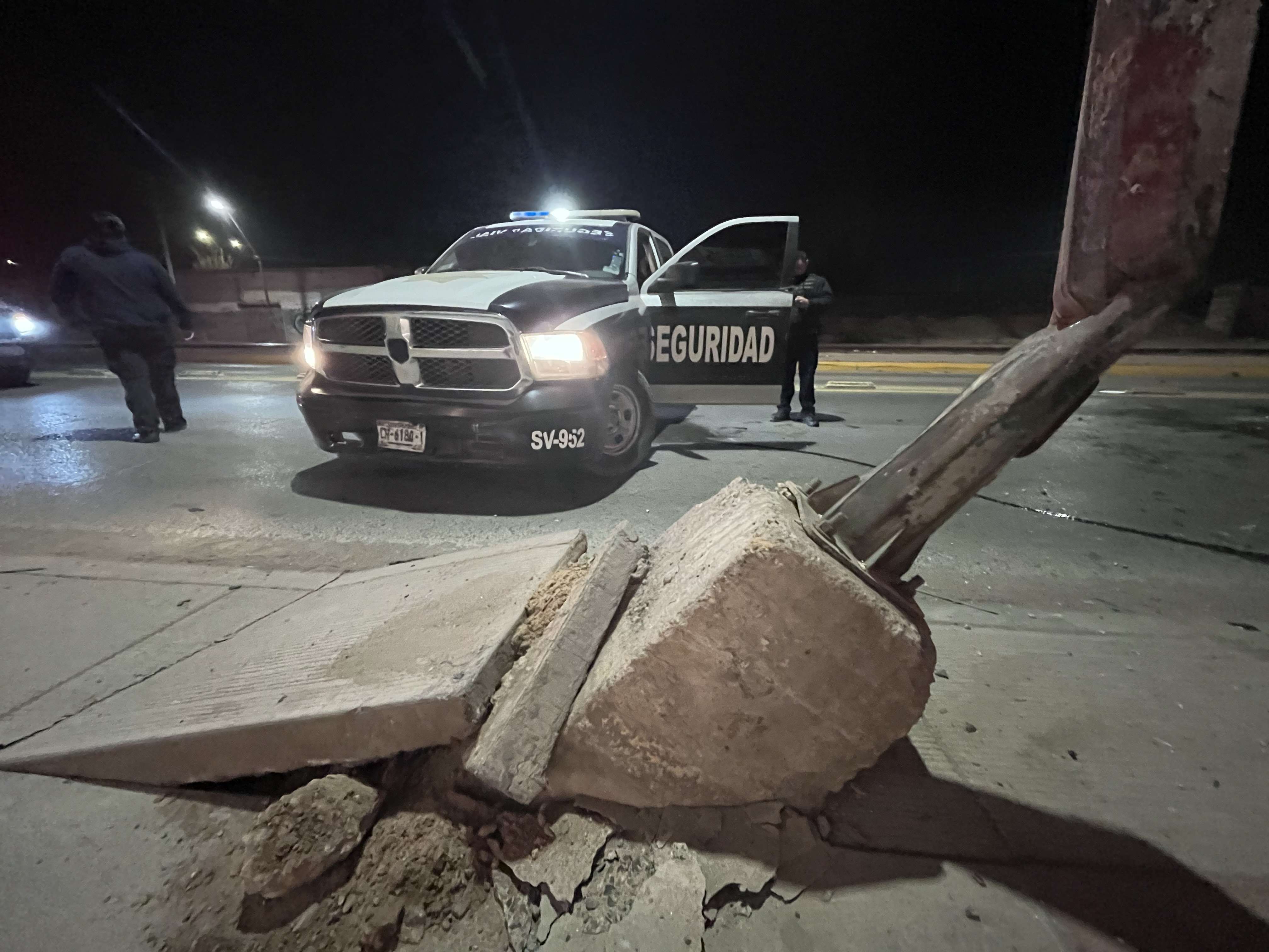 Conductor ebrio se accidenta en eje vial Juan Gabriel y Macheteros | El ...