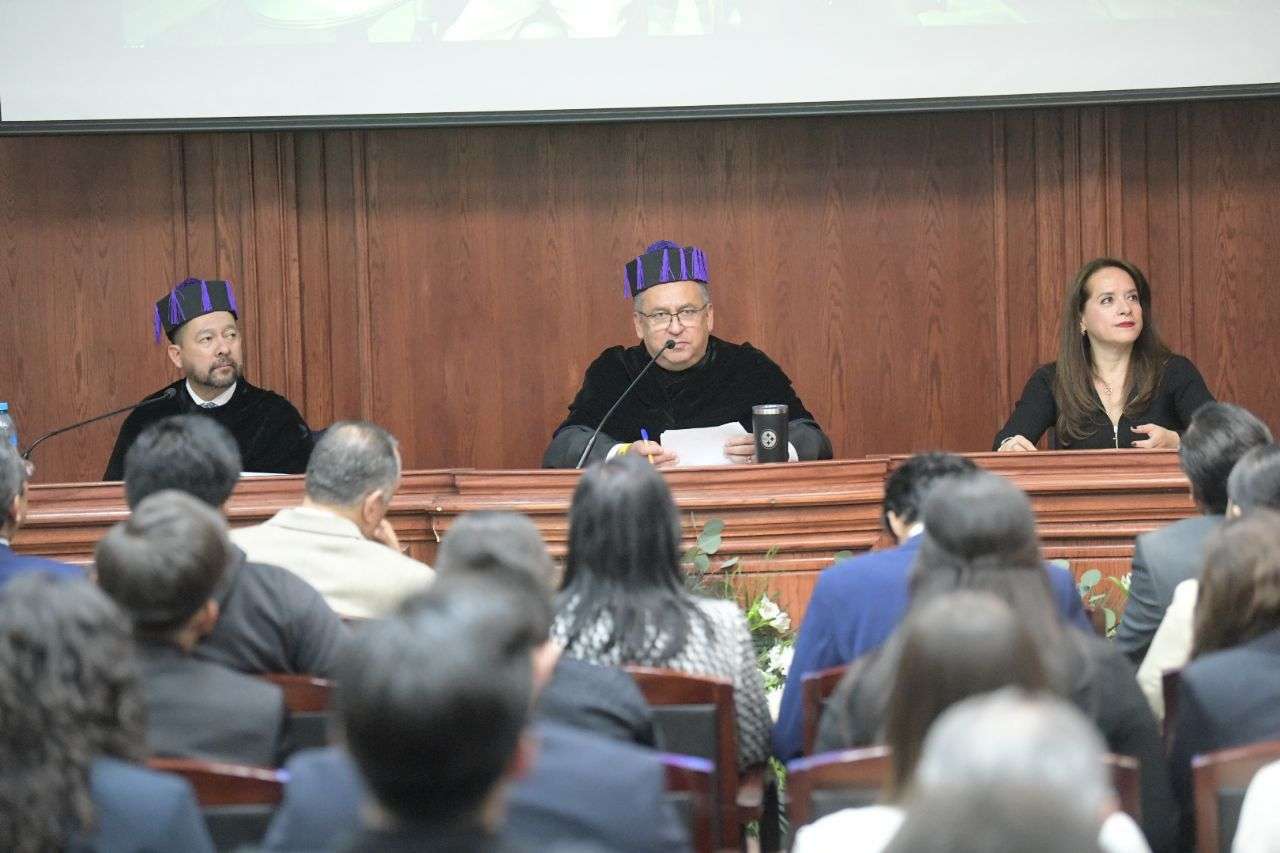 Da Uach doctorado honoris causa a Ricardo Franco Guzmán | El Bordo