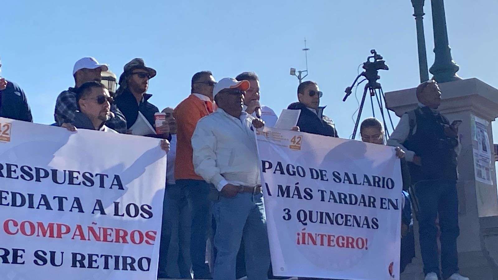 Somos 26 mil trabajadores que podemos hacer temblar al estado: Manuel ...