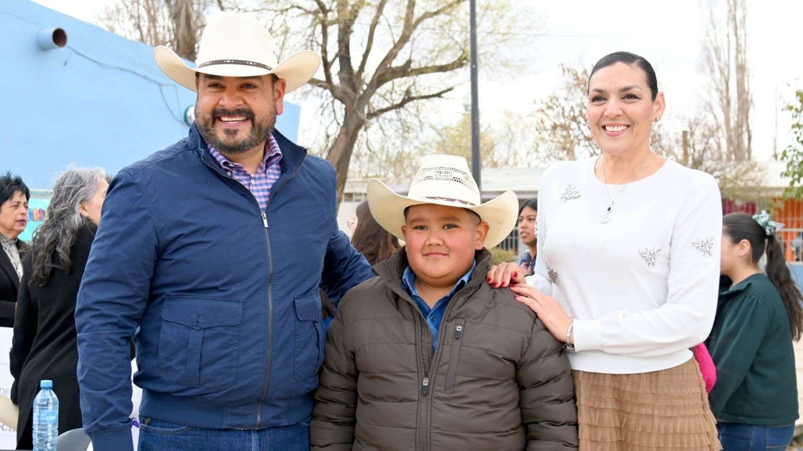 Dan reconocimiento a niño diputado por distrito 13 | El Bordo