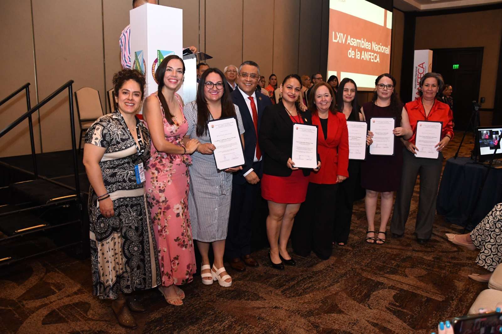 Ganan docentes de FCA-Uach premios nacionales en la Anfeca | El Bordo