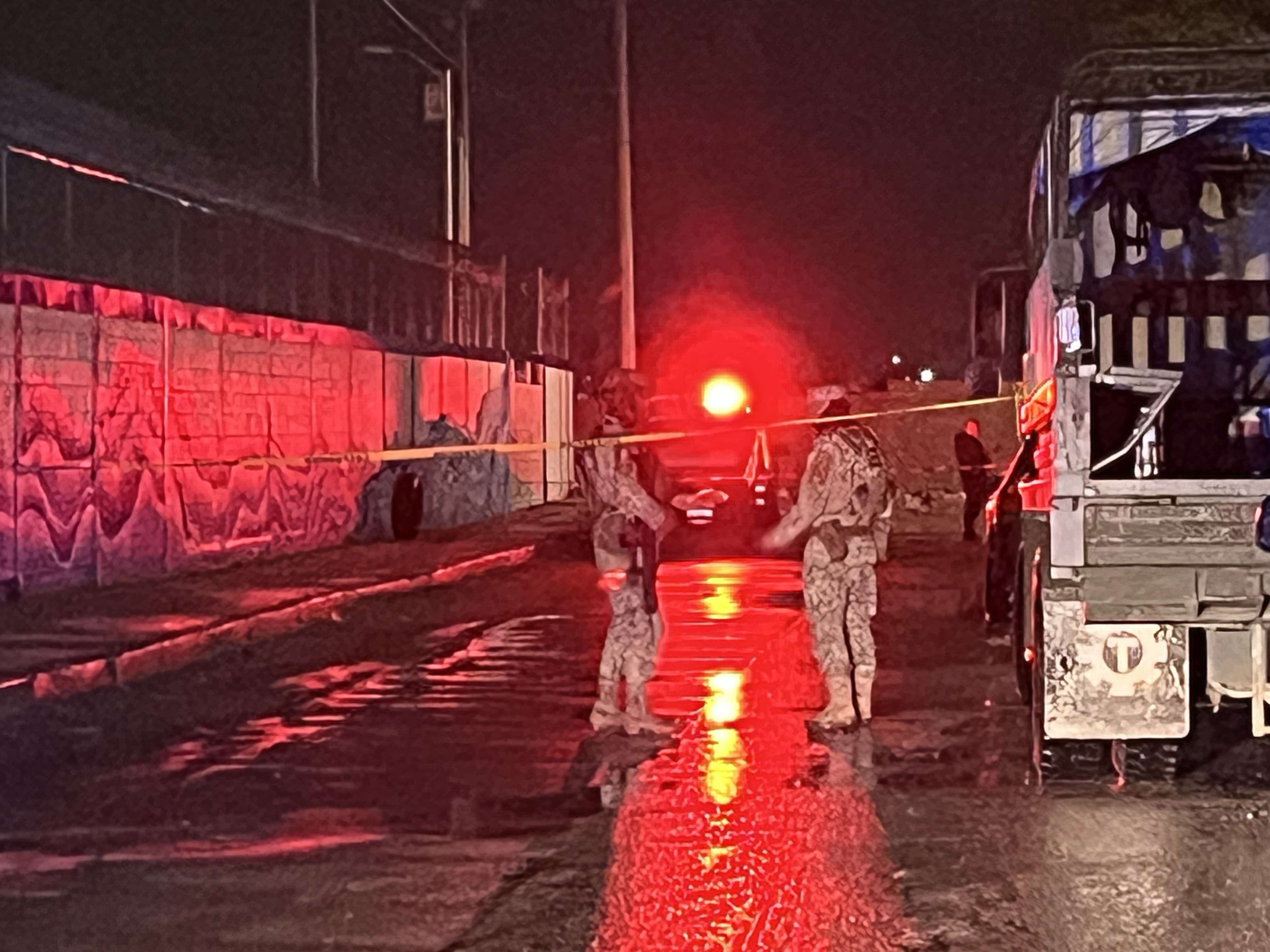 Encuentran cuerpo sin vida de un hombre en carriola, envuelto en cobijas | El Bordo